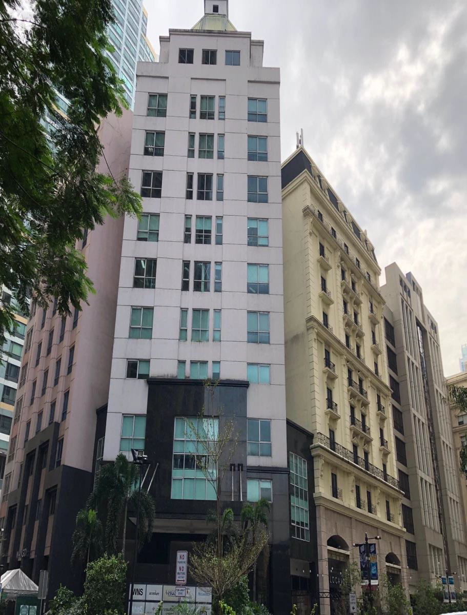 1880 Eastwood Avenue